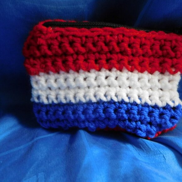 Bags | New Crocheted Red White And Blue Change Purse With Zipper And ...